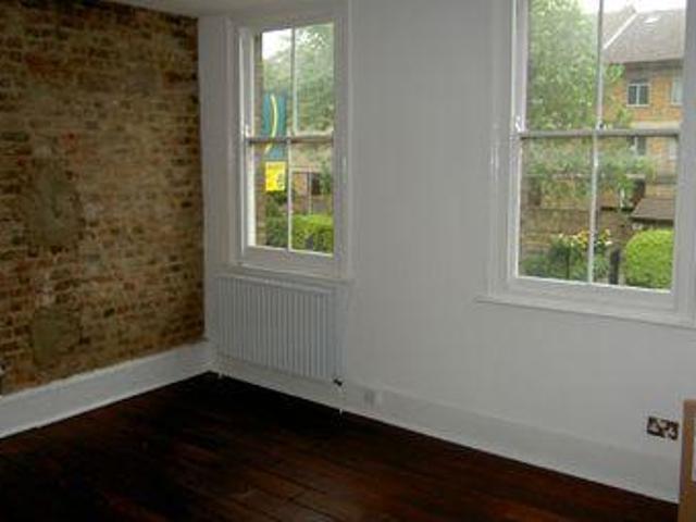 2 Bedrooms Flat for rent in Kingsland Road, London E2
