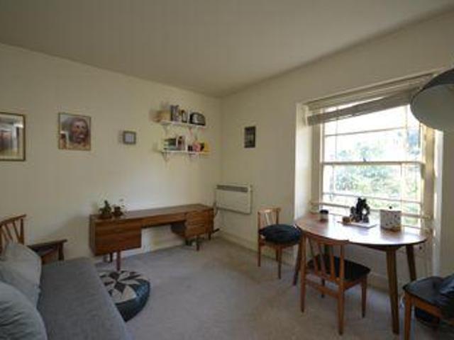 2 Bedrooms Flat for rent in Kingsley House, Cotham Brow, Bristol BS6