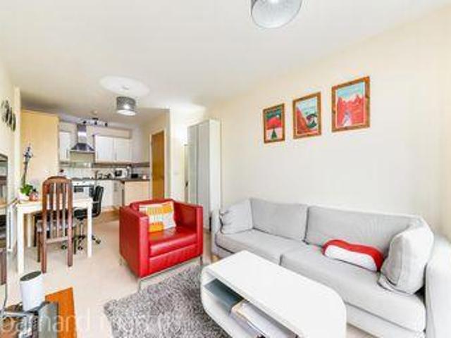 2 Bedrooms Flat for rent in Hotspur Street, London SE11