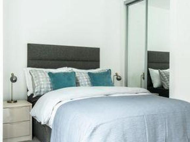 2 Bedrooms Flat for rent in Houldsworth St, Manchester M1
