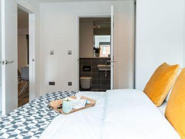 2 Bedrooms Flat for rent in Houldsworth St, Manchester M1