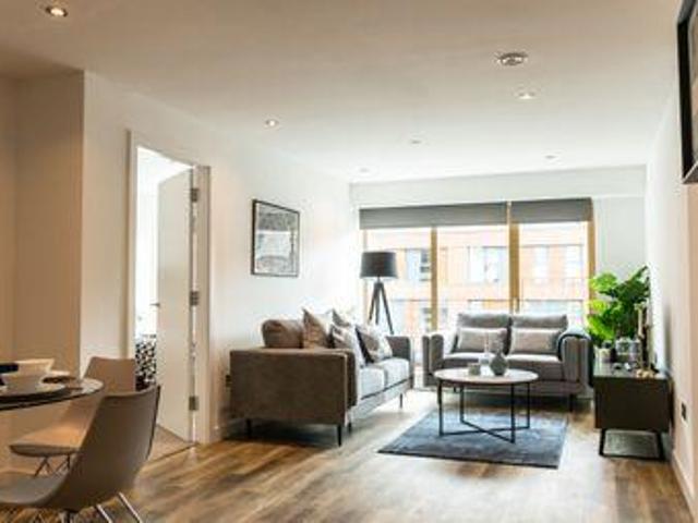 2 Bedrooms Flat for rent in Houldsworth Street, Manchester M1