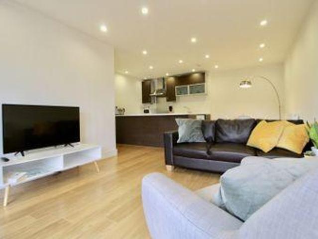 2 Bedrooms Flat for rent in Hodgson House, 26 Christian Street, London E1