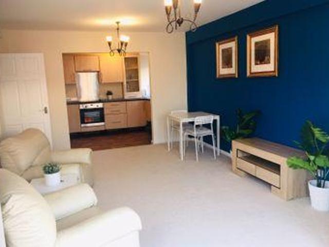 2 Bedrooms Flat for rent in Hogarth House, Birmingham B15