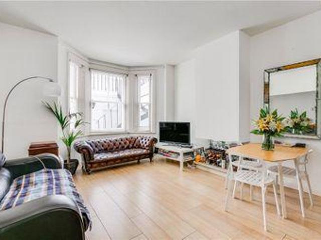 2 Bedrooms Flat for rent in Hogarth Road, Earls Court, London SW5