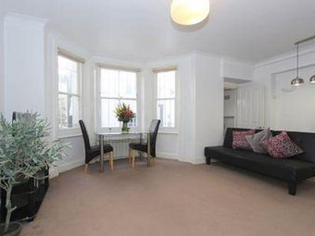 2 Bedrooms Flat for rent in Hogarth Road, Earls Court SW5