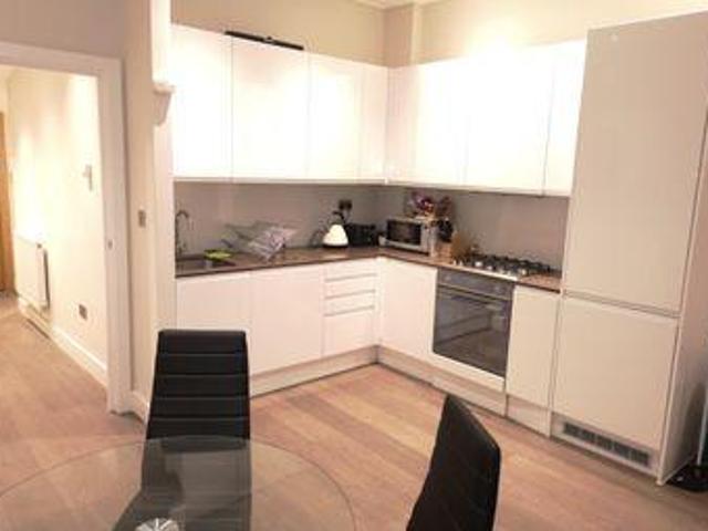 2 Bedrooms Flat for rent in Holloway Road, London N7