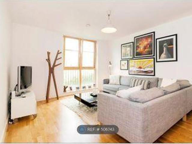 2 Bedrooms Flat for rent in Holloway Road, London N7