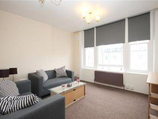 2 Bedrooms Flat for rent in Holland Road, London W14