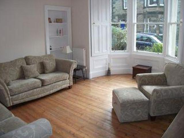 2 Bedrooms Flat for rent in Hollybank Terrace, Edinburgh EH11