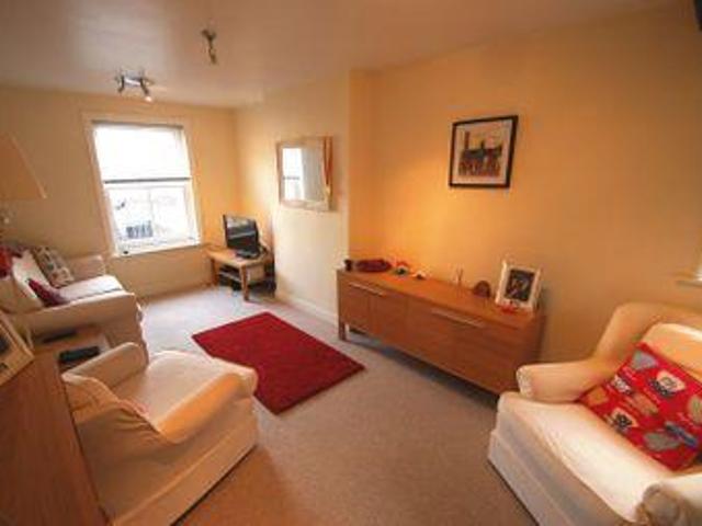 2 Bedrooms Flat for rent in Holywell Hill, St.Albans AL1