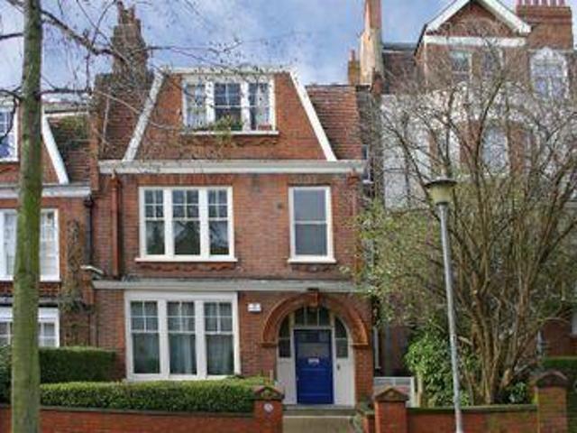 2 Bedrooms Flat for rent in Honeybourne Road, London NW6