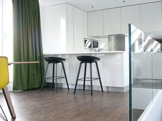 2 Bedrooms Flat for rent in Hop Art House, Southwark Street, Southwark SE1