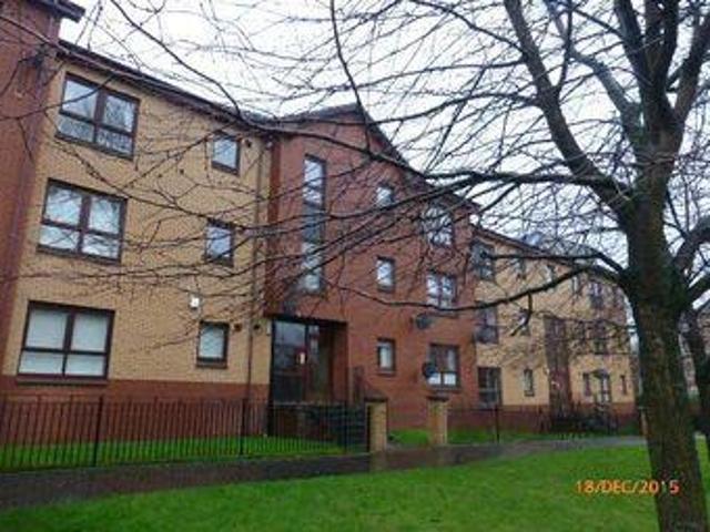 2 Bedrooms Flat for rent in Hopehill Gardens, Glasgow G20