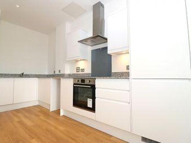 2 Bedrooms Flat for rent in Horizon Apartments, 51 69 Ilford Hill, Ilford, Essex IG1