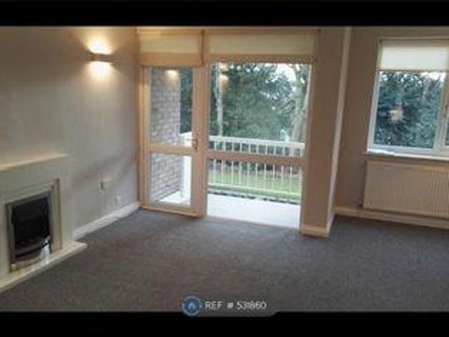 2 Bedrooms Flat for rent in Hornby Lane, Liverpool L18