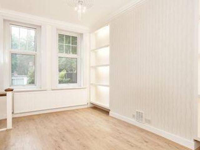 2 Bedrooms Flat for rent in Hornton Street, London W8