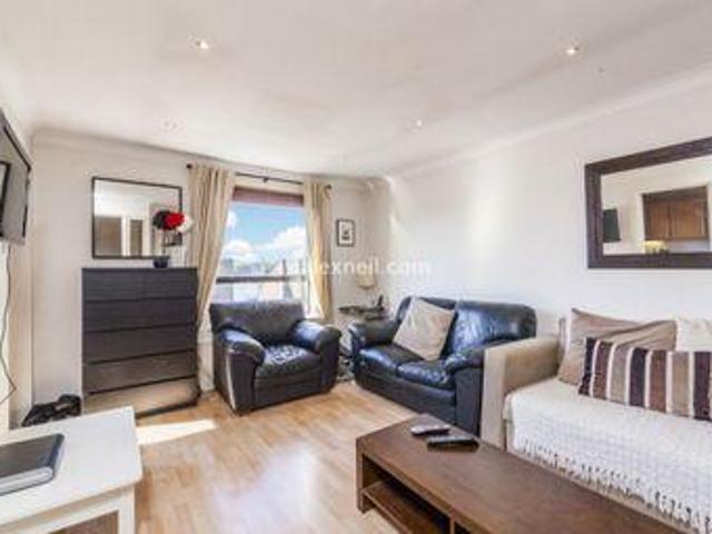 2 Bedrooms Flat for rent in Horseshoe Close, London E14