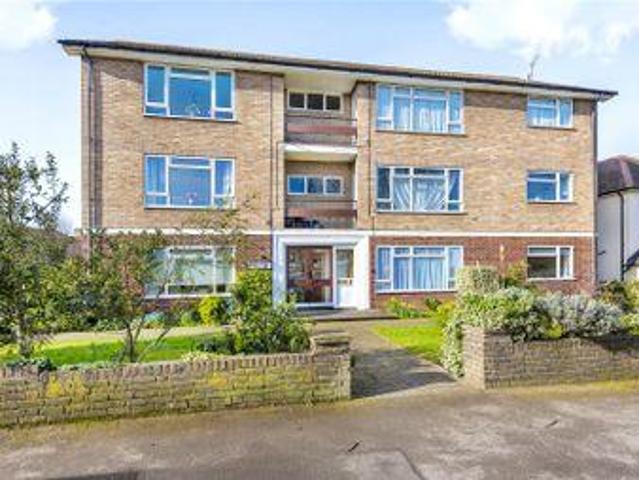 2 Bedrooms Flat for rent in Hatton Court, Alma Road, Windsor, Berkshire SL4
