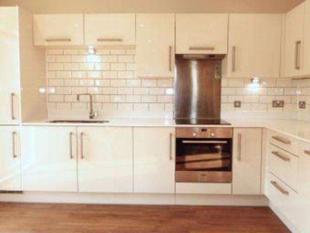 2 Bedrooms Flat for rent in Hatton Road, Wembley HA0