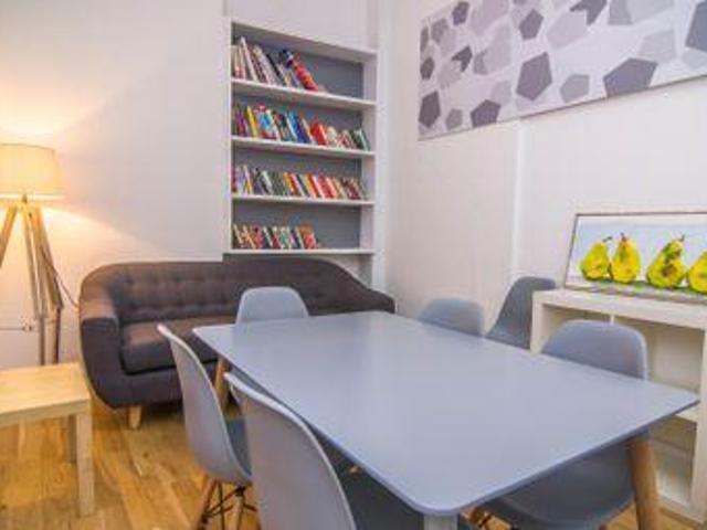 2 Bedrooms Flat for rent in Hatton Wall, London EC1N