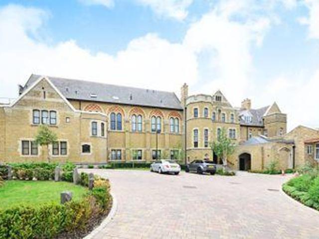 2 Bedrooms Flat for rent in Havanna Drive, Temple Fortune NW11