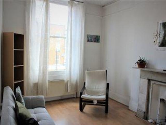 2 Bedrooms Flat for rent in Haverstock Hill, London NW3