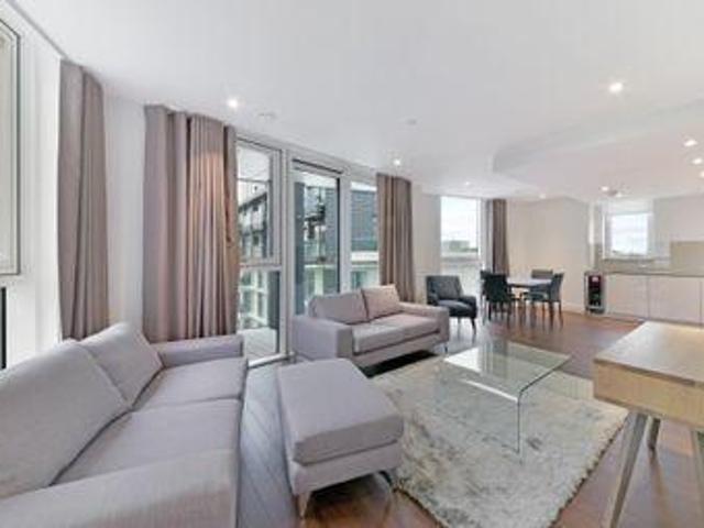 2 Bedrooms Flat for rent in Haydn Tower, Nine Elms Point, London SW8
