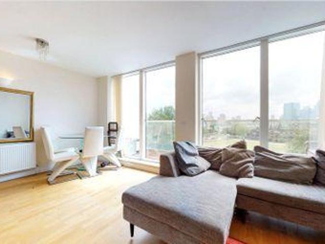 2 Bedrooms Flat for rent in Hallmark Court, 6 Ursula Gould Way, London E14