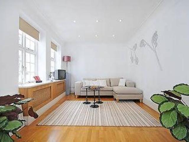 2 Bedrooms Flat for rent in Hallam Street, London W1W