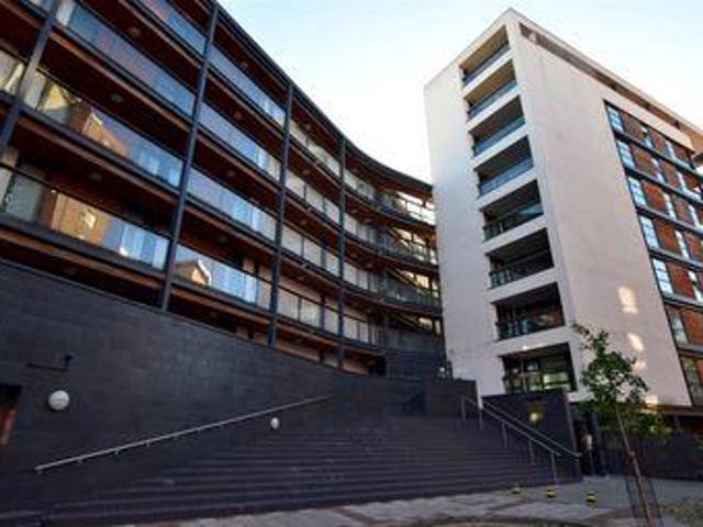 2 Bedrooms Flat for rent in Hallings Wharf, Stratford, London E15
