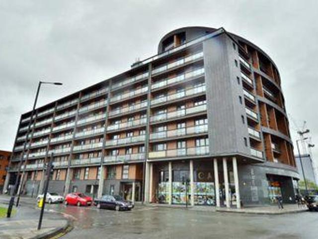 2 Bedrooms Flat for rent in Hallsville Road, London E16