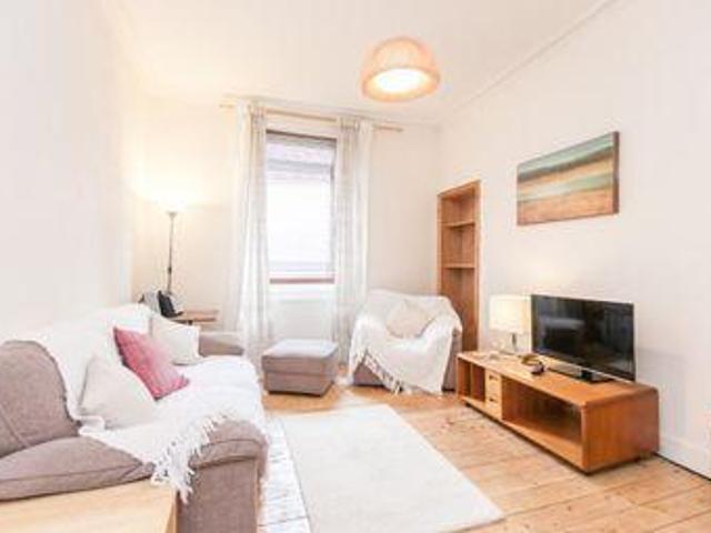2 Bedrooms Flat for rent in Halmyre Street, Edinburgh EH6