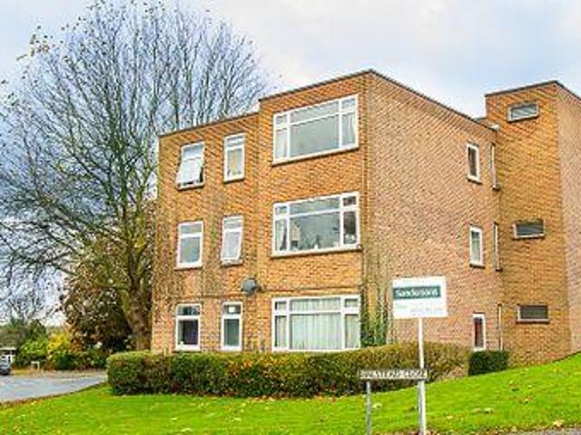 2 Bedrooms Flat for rent in Halstead Close, Canterbury CT2