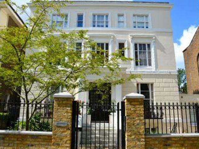 2 Bedrooms Flat for rent in Hamilton Terrace, St Johns Wood, London NW8