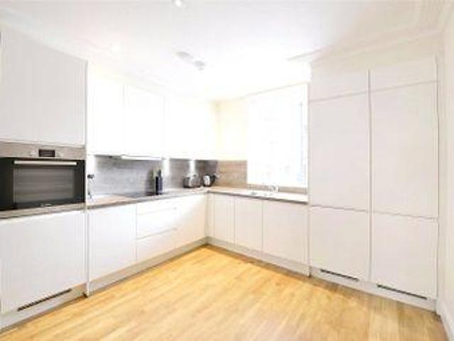 2 Bedrooms Flat for rent in Hamlet Gardens, Hammersmith, London W6