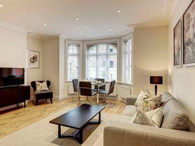 2 Bedrooms Flat for rent in Hamlet Gardens, London W6