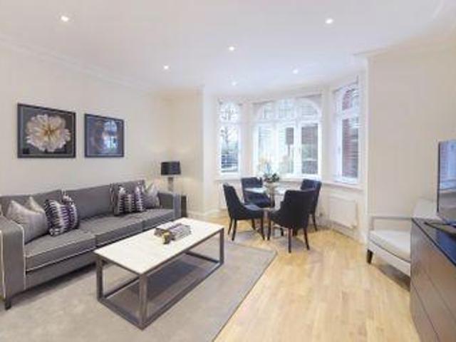 2 Bedrooms Flat for rent in Hamlet Gardens, London W6