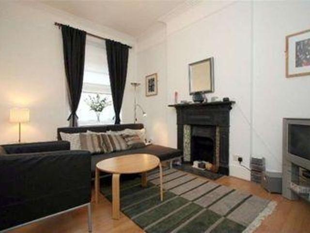 2 Bedrooms Flat for rent in Hammersmith Road, London W14