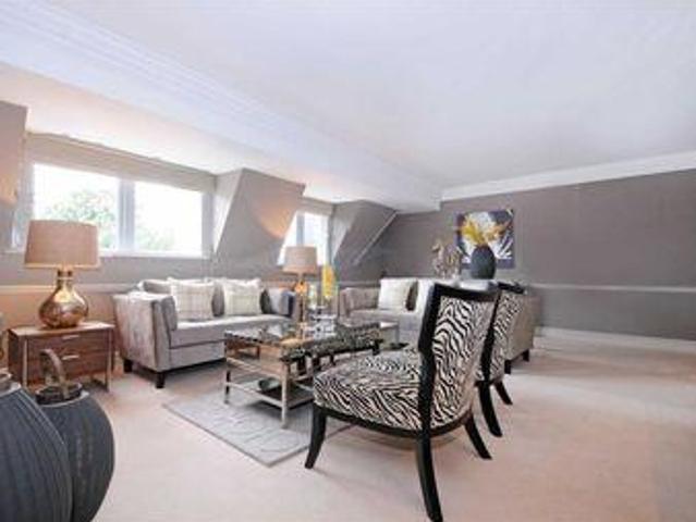 2 Bedrooms Flat for rent in Hampstead Heights, Hampstead, London NW3