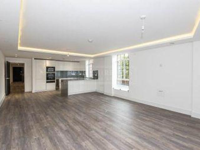 2 Bedrooms Flat for rent in Hampstead Reach, Hampstead Garden Suburb NW11