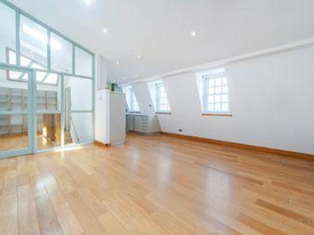 2 Bedrooms Flat for rent in Hampstead Road, London NW1