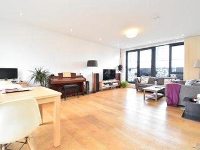 2 Bedrooms Flat for rent in Hanbury Street, London E1
