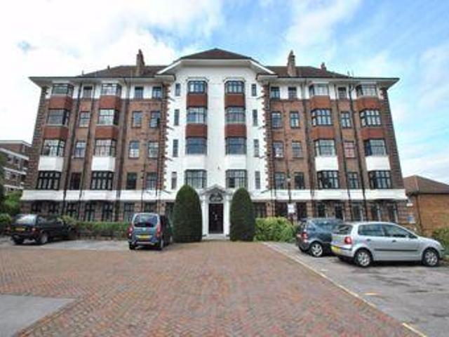 2 Bedrooms Flat for rent in Hanger Lane, London W5