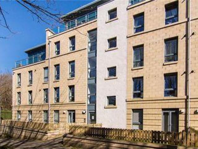 2 Bedrooms Flat for rent in Handyside Place, Gorgie, Edinburgh EH11
