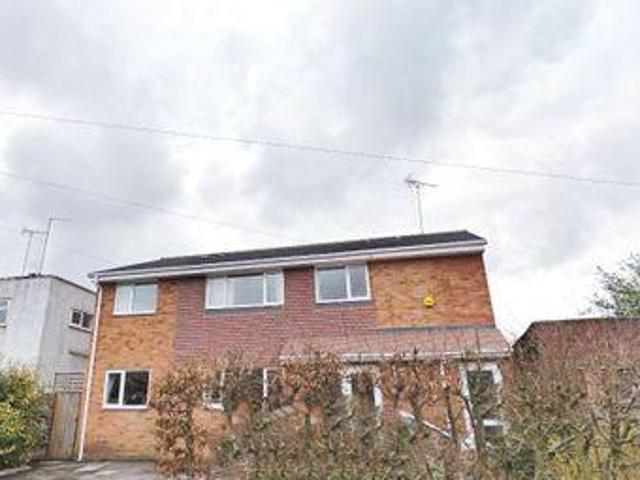 2 Bedrooms Flat for rent in Hankins Lane, Mill Hill, London NW7