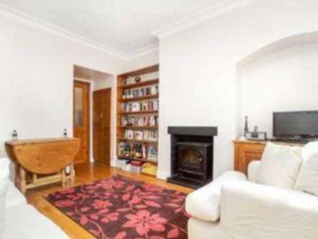 2 Bedrooms Flat for rent in Hanover Gardens, Oval SE11