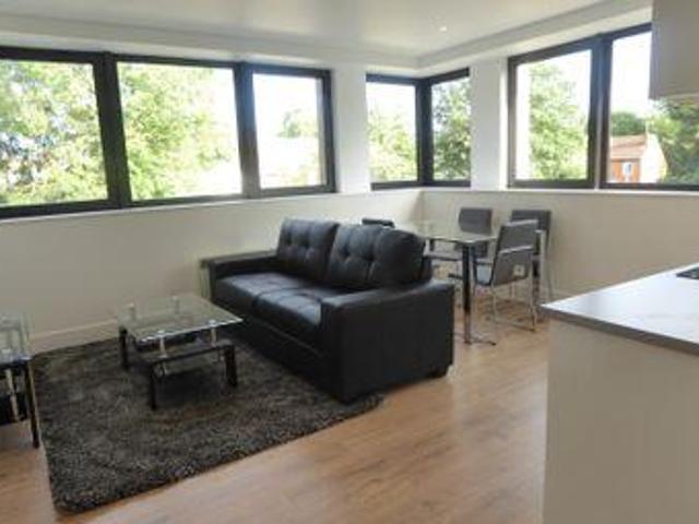 2 Bedrooms Flat for rent in Hanover House, 202 Kings Road, Reading RG1