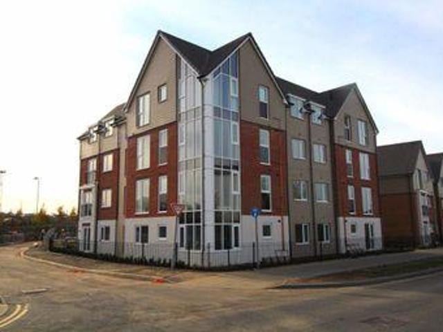 2 Bedrooms Flat for rent in Hansen Close, Rugby CV21