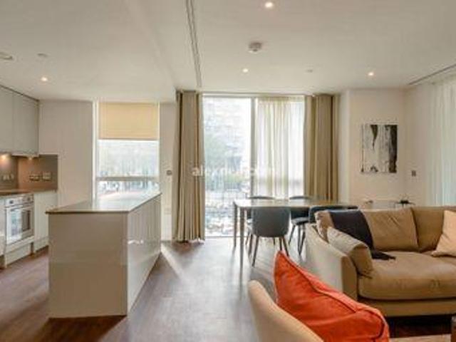 2 Bedrooms Flat for rent in Harbour Way, London E14